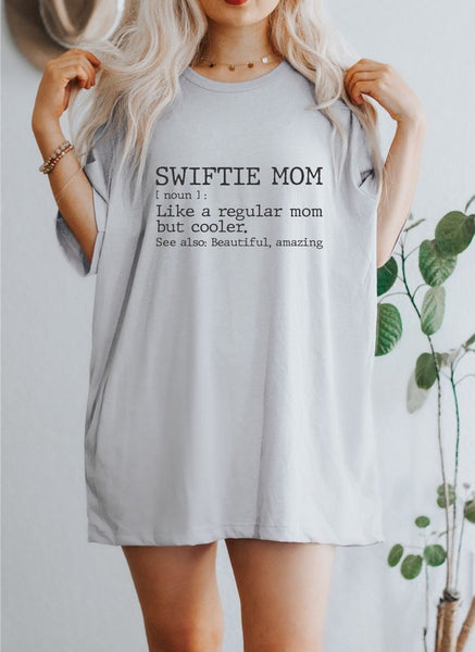 Swiftie Mom Definition Graphic Tee – Urban Echo Shop